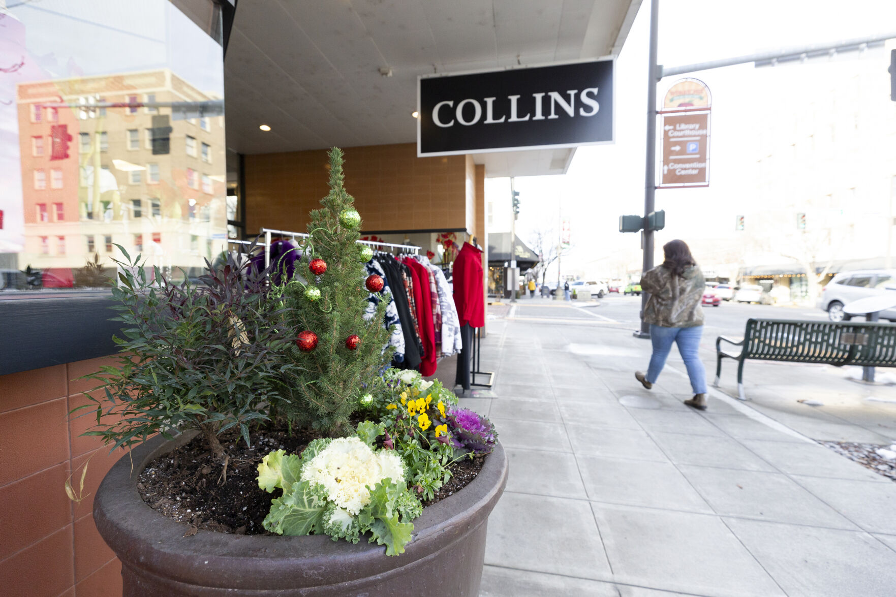 'Hard to remember it all': Wenatchee business owner's goodwill spurs ...