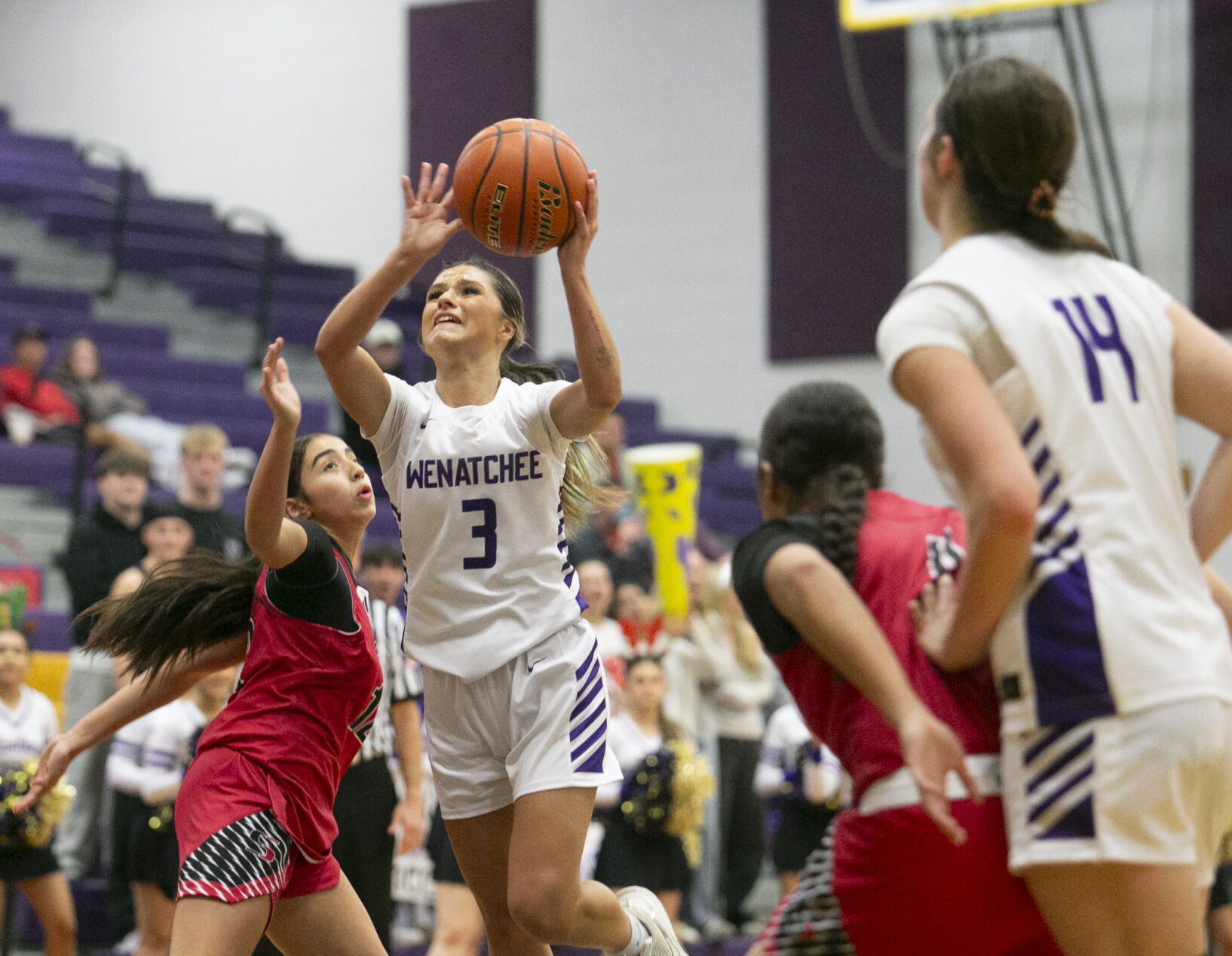 Saturday High School Roundup | Slim margins separate Wenatchee ...