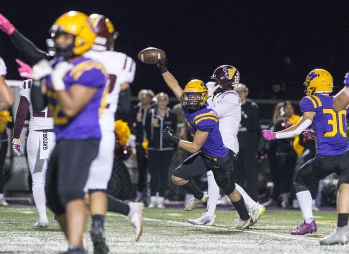 Photo gallery: Wenatchee football loses 35-14 to Moses Lake ...
