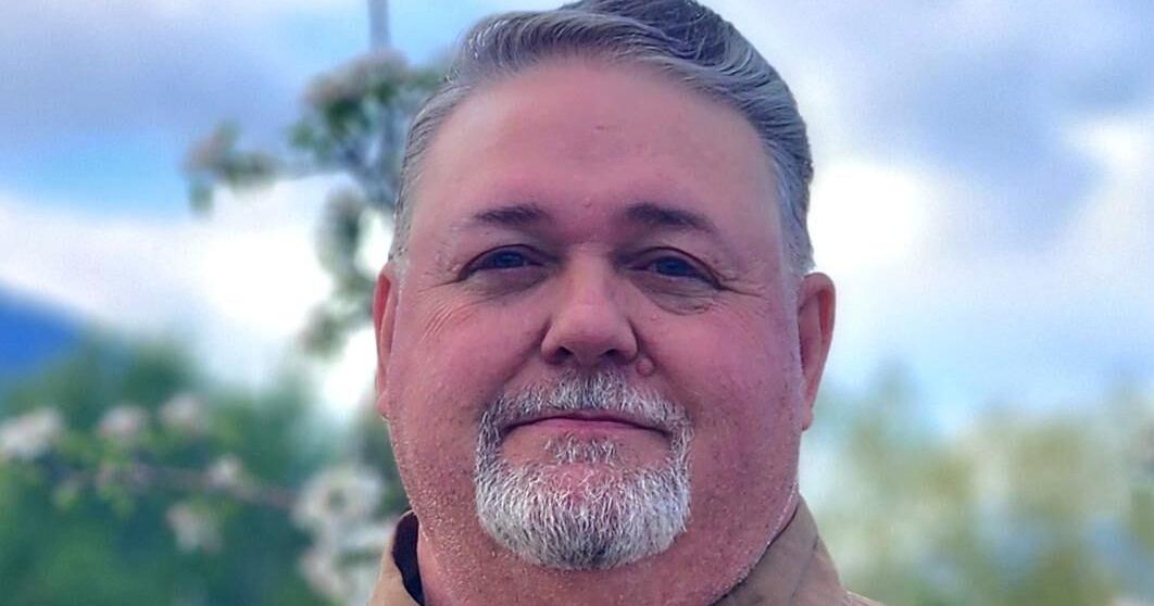 Manson fire commissioner dives into Chelan County commissioner race ...