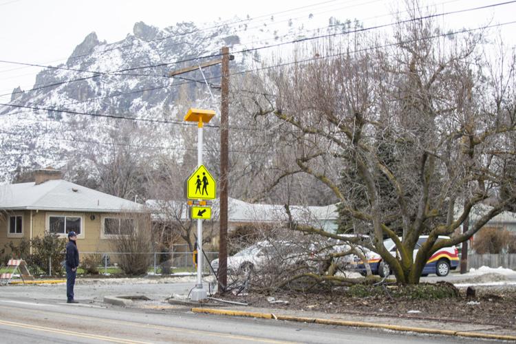 PHOTOS: Vehicle crashes into Wenatchee house | News | wenatcheeworld.com