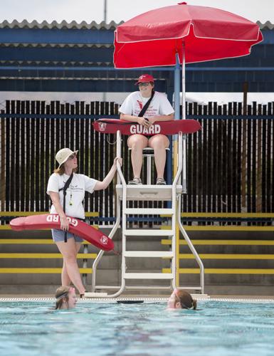 Circle of lifeguards | Swimming pupils are now city pool manager's ...