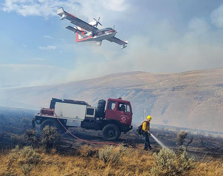 One structure lost in Vantage Highway fire, which is now 25% contained ...