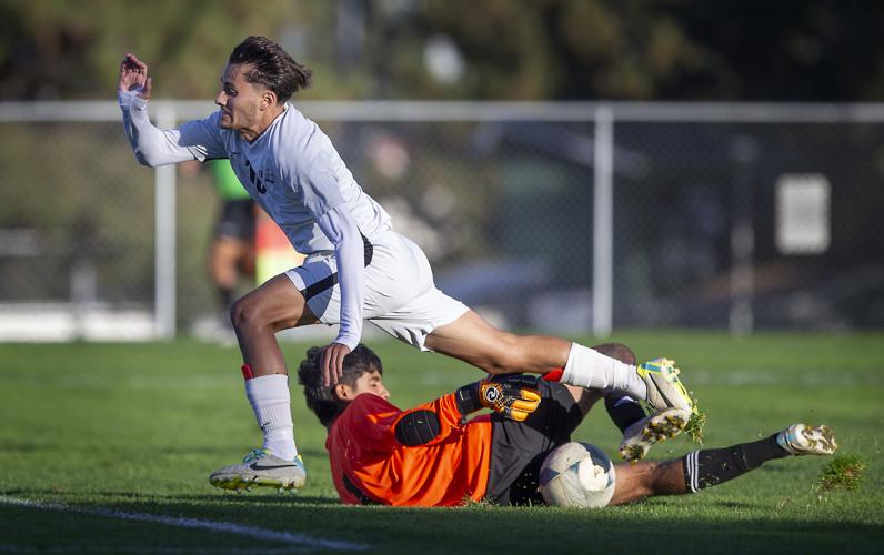 Photo Gallery: WVC men beat Treasure Valley 5-2 in soccer | College ...