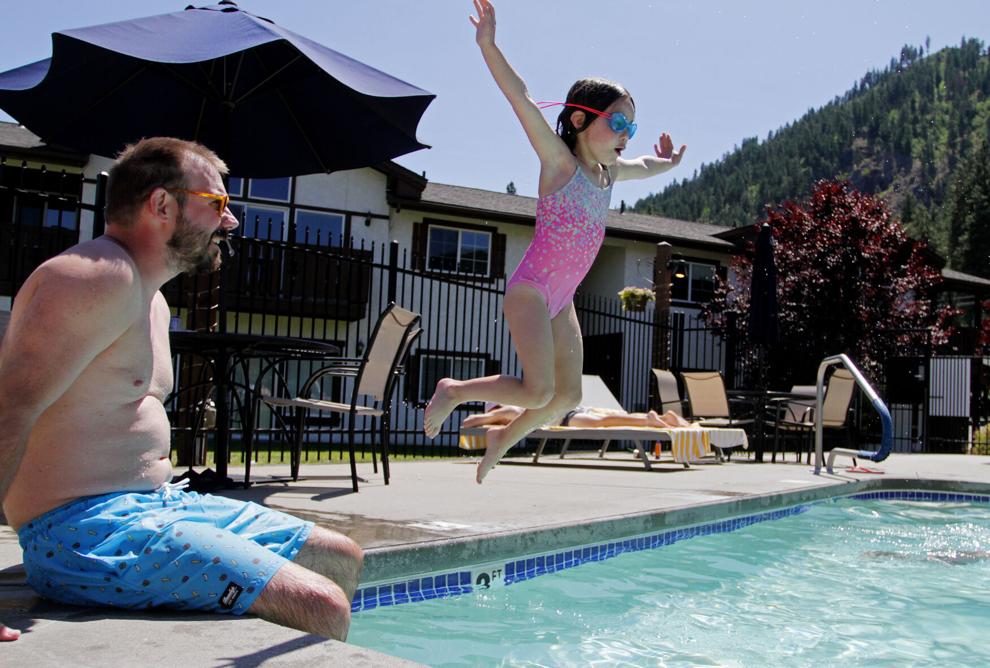 Leavenworth’s stay-and-play resort with mini-golf, spa, restaurant and more | GO ...