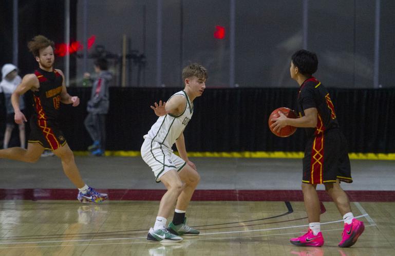 PHOTO GALLERY: Chelan vs. Lake Roosevelt (boys basketball ...