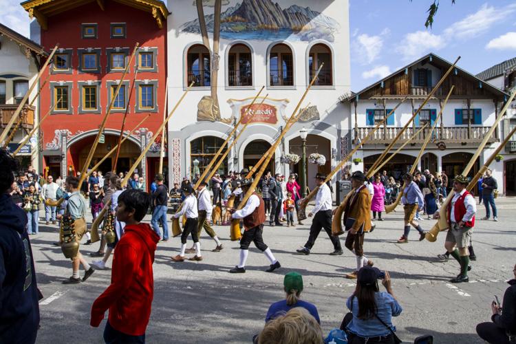 Photos: Leavenworth International Alphorn Festival Concert ...