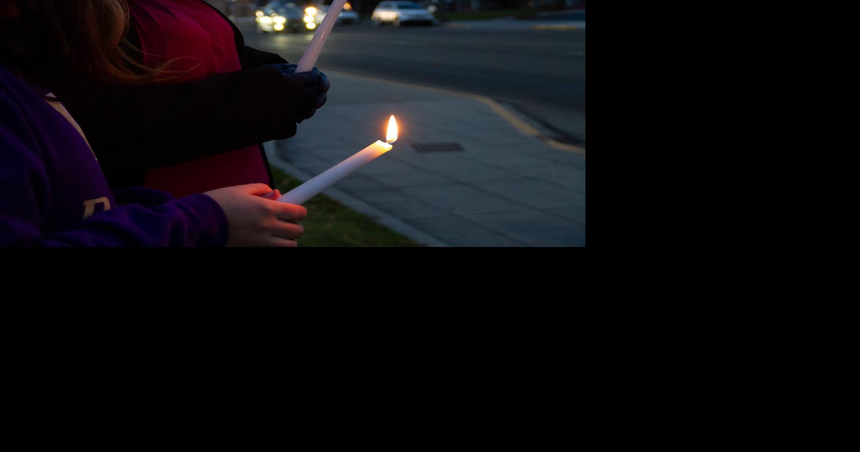 Memorial Park vigil honors victims of immigration enforcement shootings ...
