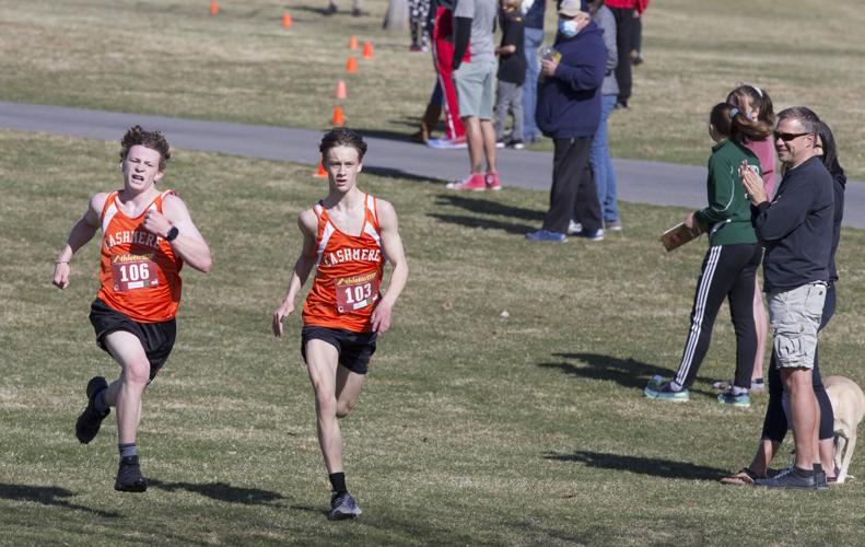 Photo gallery: Cross country meet in Walla Walla Point Park | Sports ...