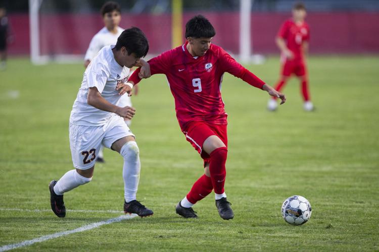 PHOTO GALLERY: Eastmont defeats Wenatchee (soccer) | Sports ...