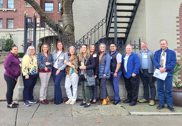 Page D1 | The Wenatchee World | wenatcheeworld.com