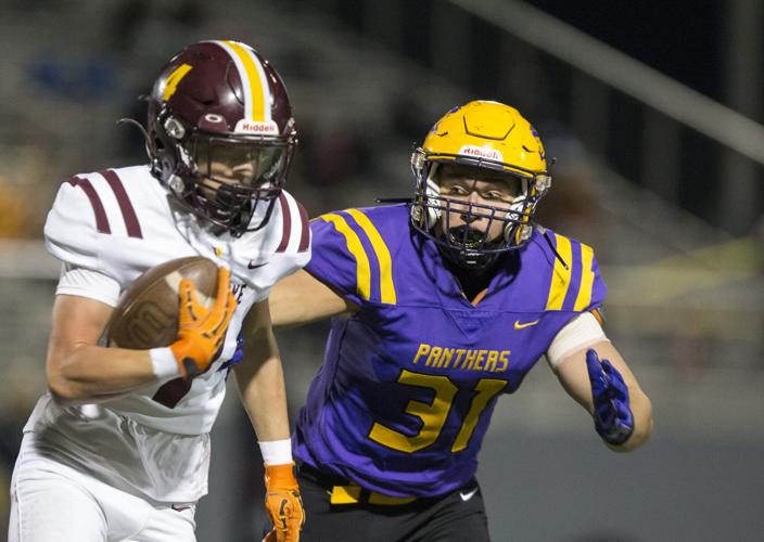 Photo gallery: Wenatchee football loses 35-14 to Moses Lake ...