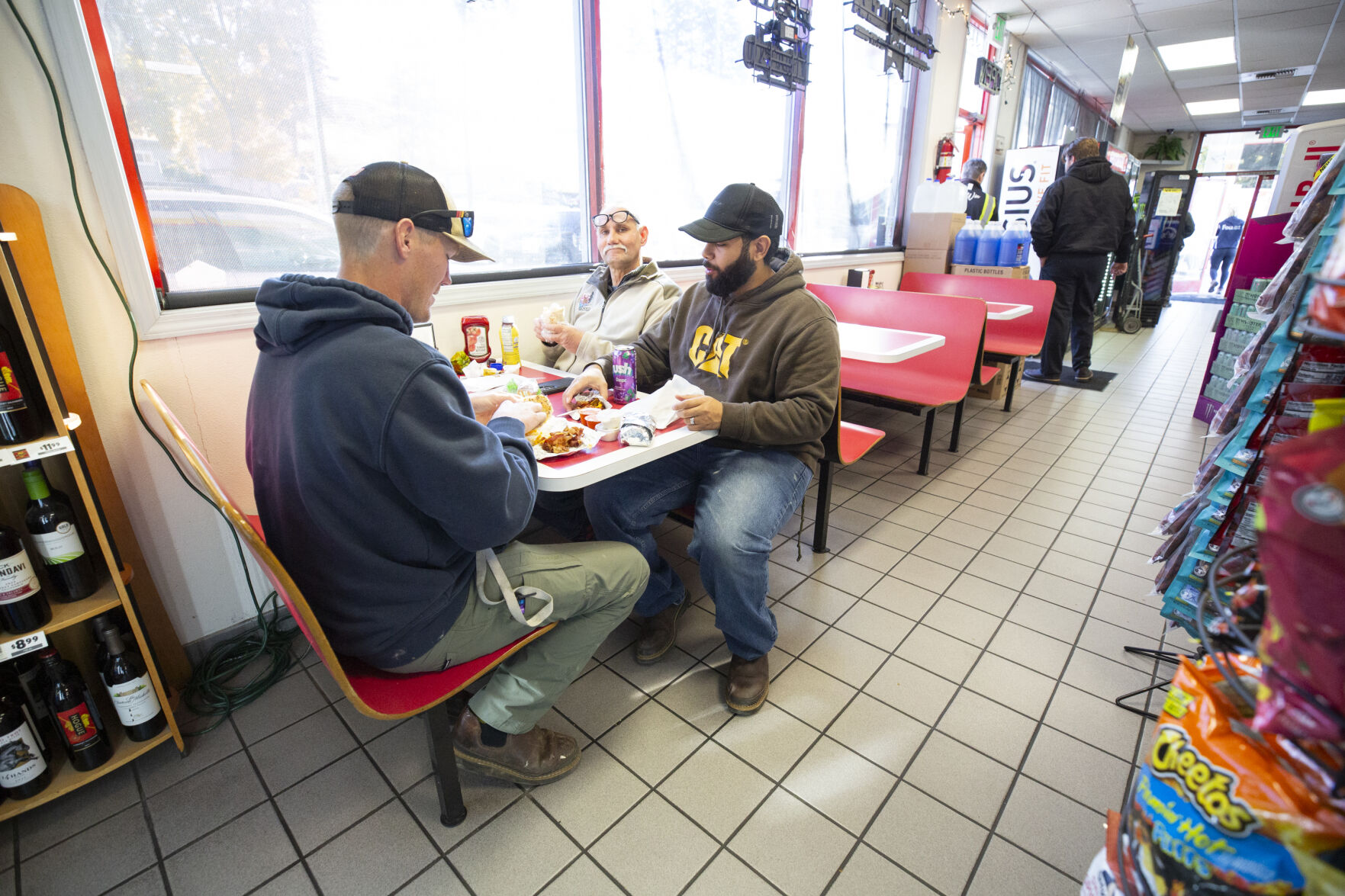 BJ's Sunset Highway: Shell station serves more than gas for 20 years ...