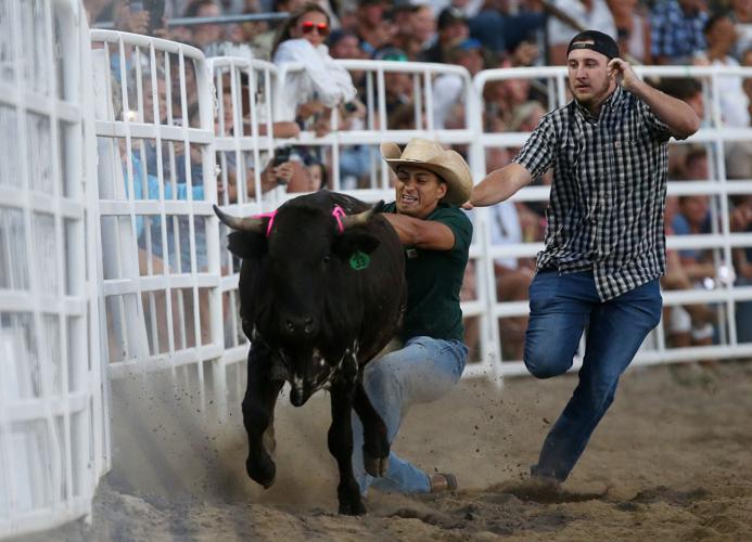 PHOTO GALLERY: The Aces Wild Lake Chelan Pro Rodeo | | wenatcheeworld.com