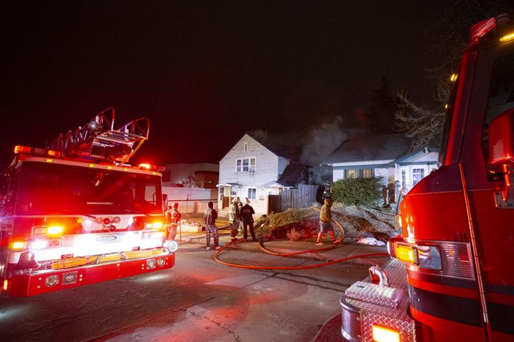 PHOTO GALLERY: Structure Fire | News | wenatcheeworld.com