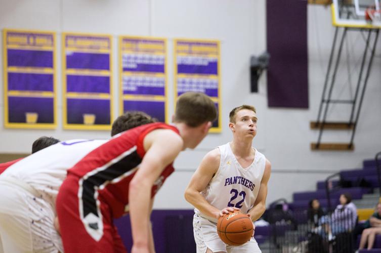 PHOTO GALLERY: Wenatchee boys basketball vs Sunnyside ...
