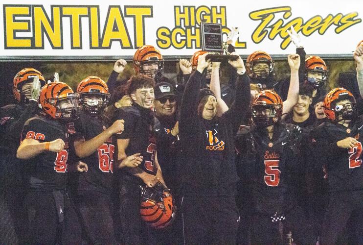 Friday High School Roundup | Undefeated Entiat football reclaims league ...