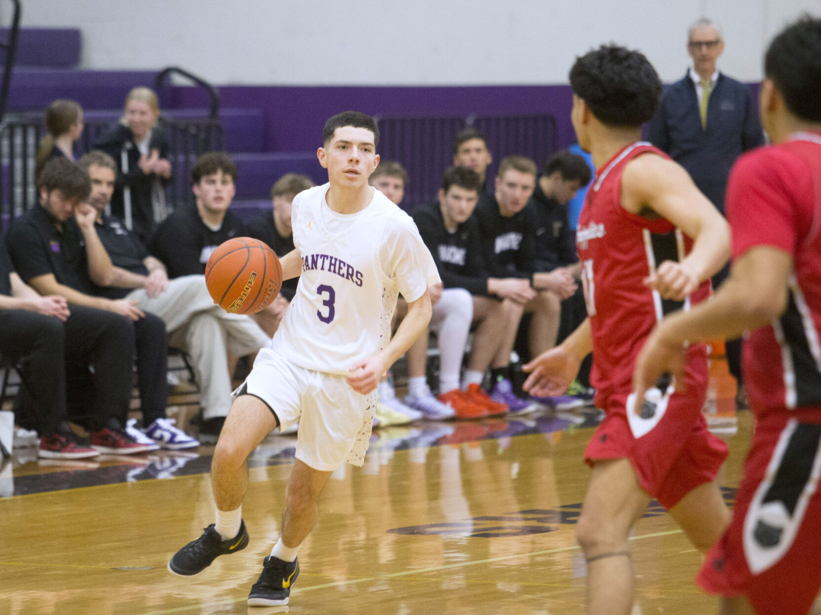 PHOTO GALLERY: Wenatchee boys basketball vs Sunnyside ...