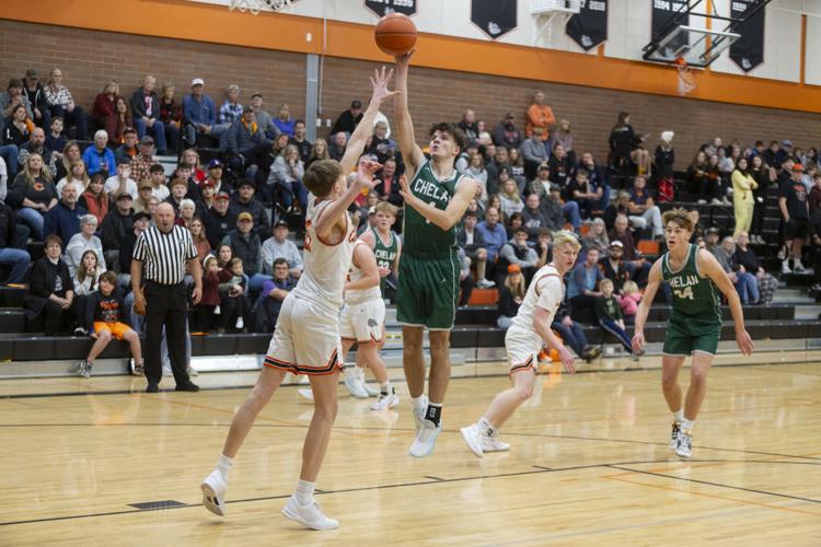 Photo Gallery: Cashmere boys basketball team lose to Chelan | High ...