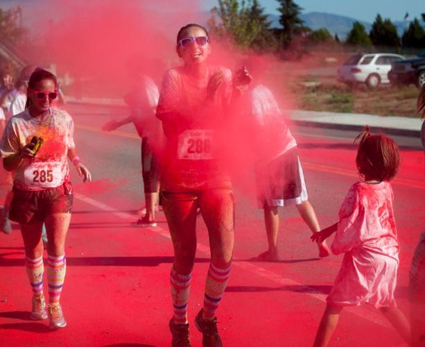 Photo Gallery: Color Rush fun run | Local News | wenatcheeworld.com