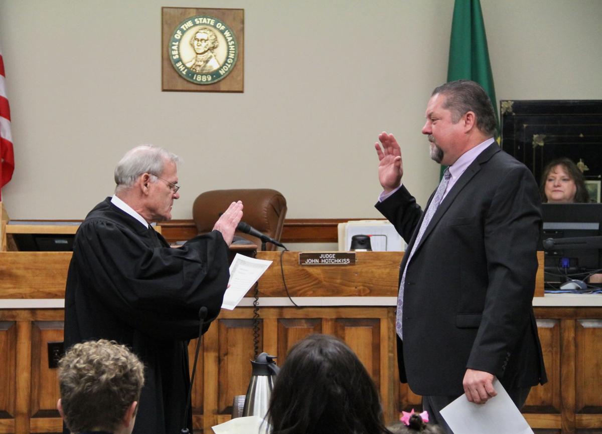 Huber sworn in as Douglas County judge | Local News | wenatcheeworld.com