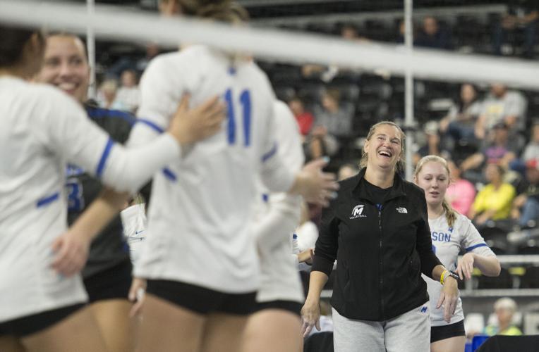 PHOTO GALLERY: Manson vs La Conner (2B State volleyball ...