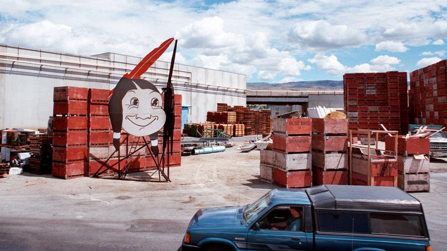 Wenatchee's 101-year-old Skookum sign taken down | Business ...