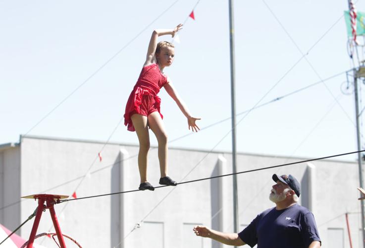 Photo Gallery: Wenatchee Youth Circus performs home shows ...
