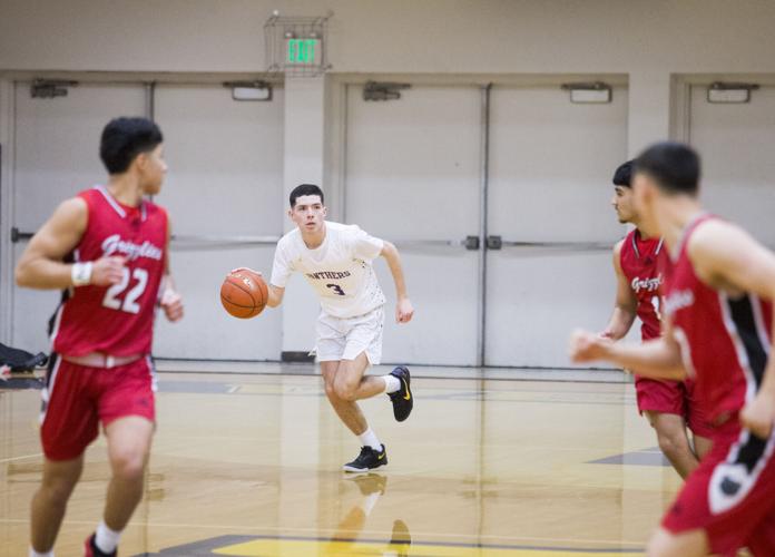PHOTO GALLERY: Wenatchee boys basketball vs Sunnyside ...