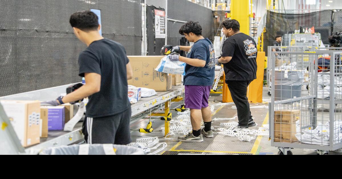 Amazon accused of systematic gender discrimination in pay | News ...