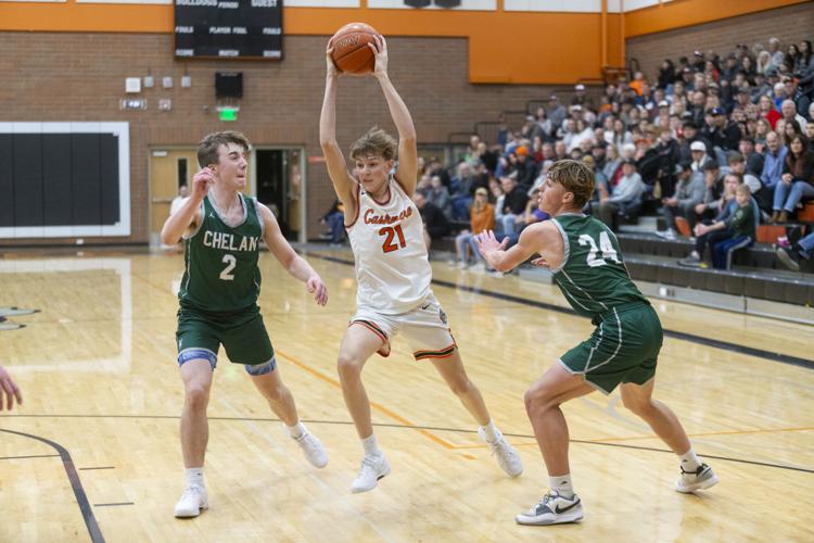 Photo Gallery: Cashmere boys basketball team lose to Chelan | High ...