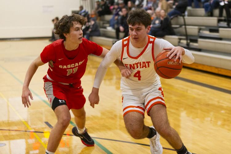 Photo Gallery: Cascade boys defeat Entiat 42-40 | High School Sports ...