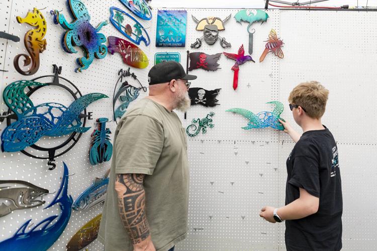PHOTO GALLERY: Arts & Crafts Fair | News | wenatcheeworld.com