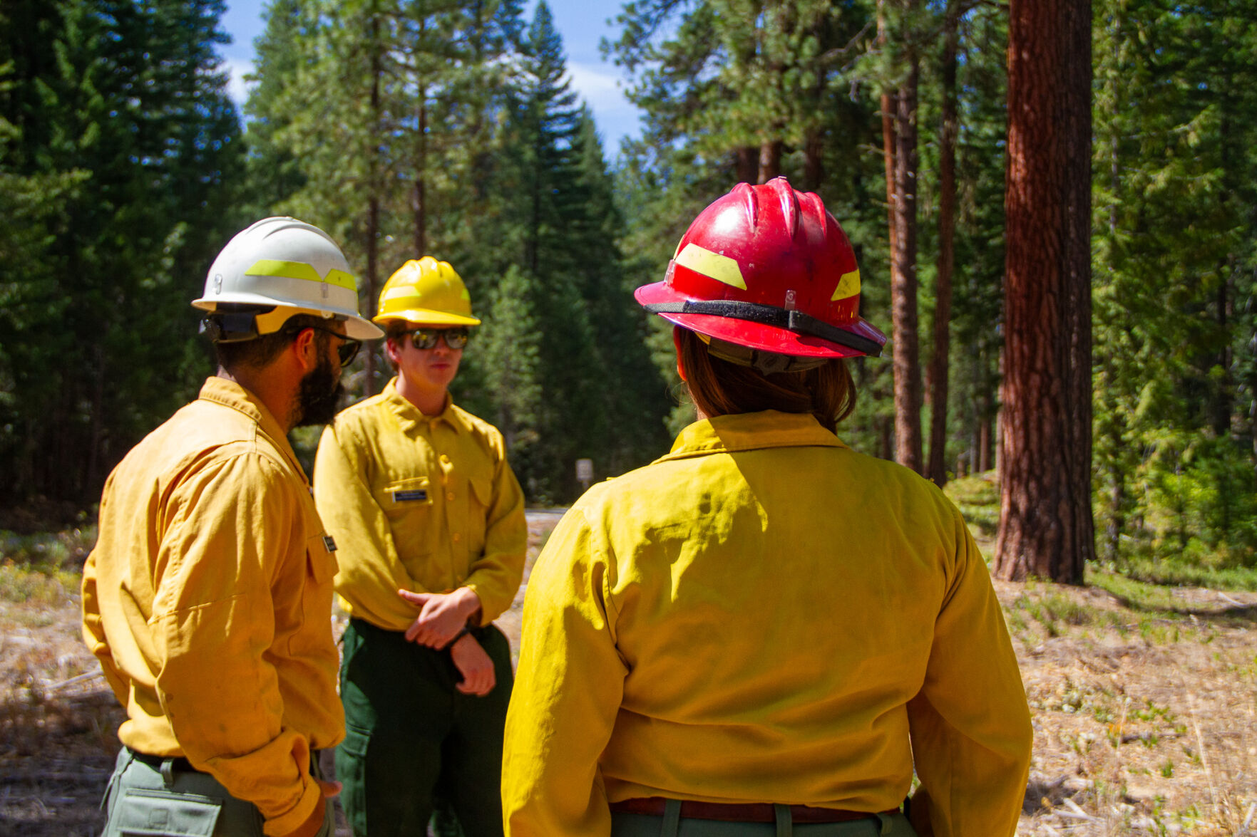 Pomas Fire: Steep terrain challenges firefighters; zero containment ...