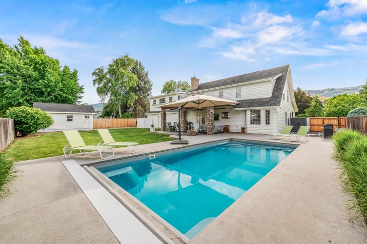 Listing of the Week | Comfortable Wenatchee home with inground pool ...