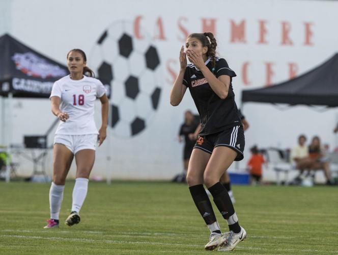 Photo gallery: Cashmere girls soccer home opener vs Eastmont ...
