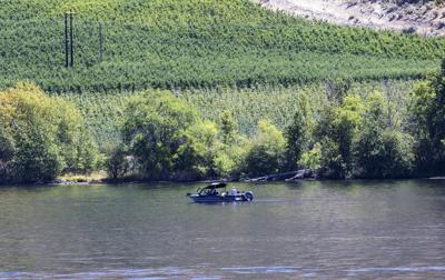 Photo: Fishing on the Columbia River | Outdoors | wenatcheeworld.com