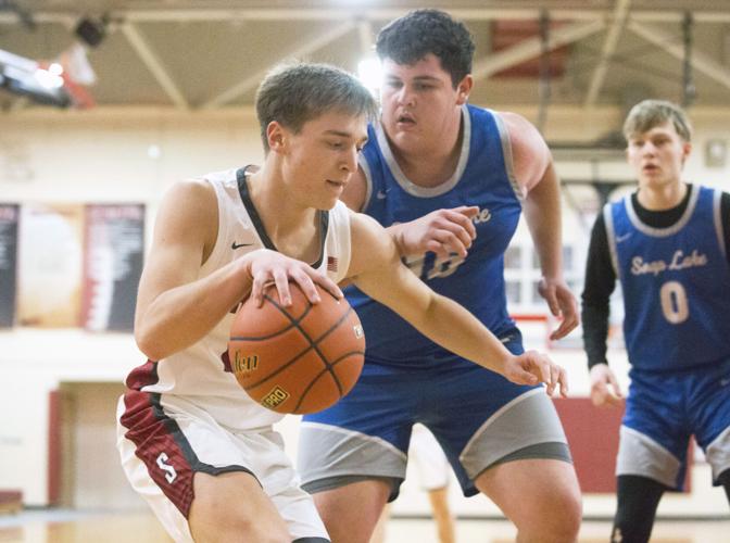 PHOTO GALLERY: Waterville-Mansfield boys basketball vs Soap Lake ...