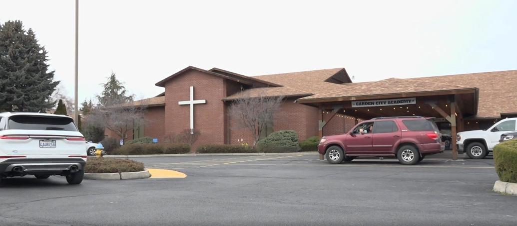 Chuck Wagon Ministries moves food bank services to Wenatchee | Local ...