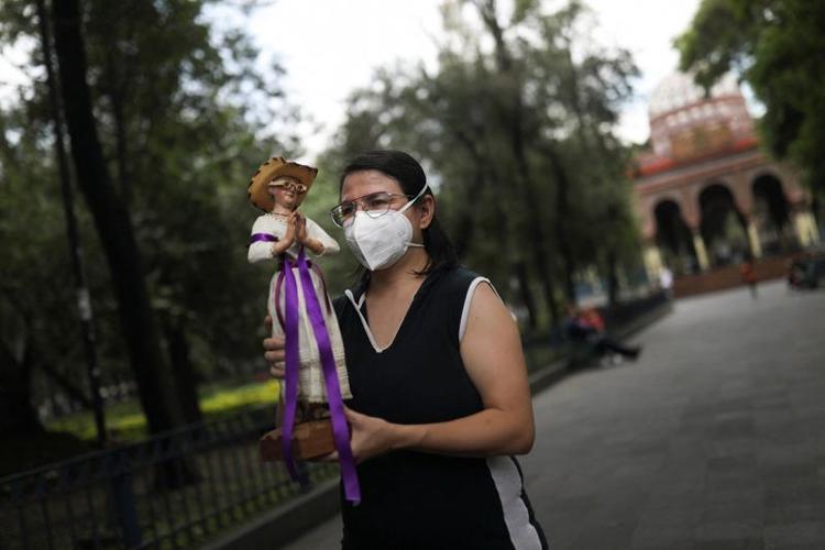 Boon or threat? Mexico City wrestles with influx of remote U.S. workers ... Boon or threat? Mexico City wrestles with influx of remote U.S. workers ...