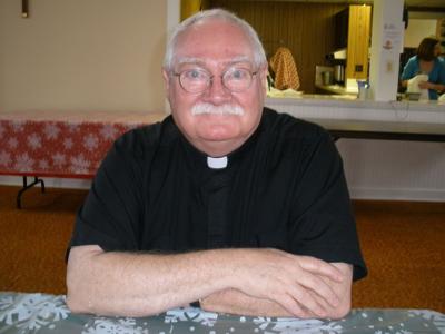 Father Norman shares social justice work | News | wenatcheeworld.com