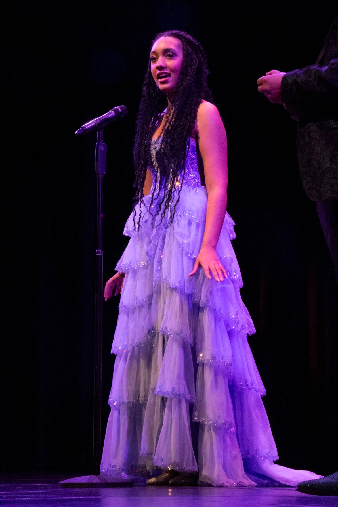 Meet the princesses: Daeja Carlson and Yasmin Perez | Apple Blossom ...