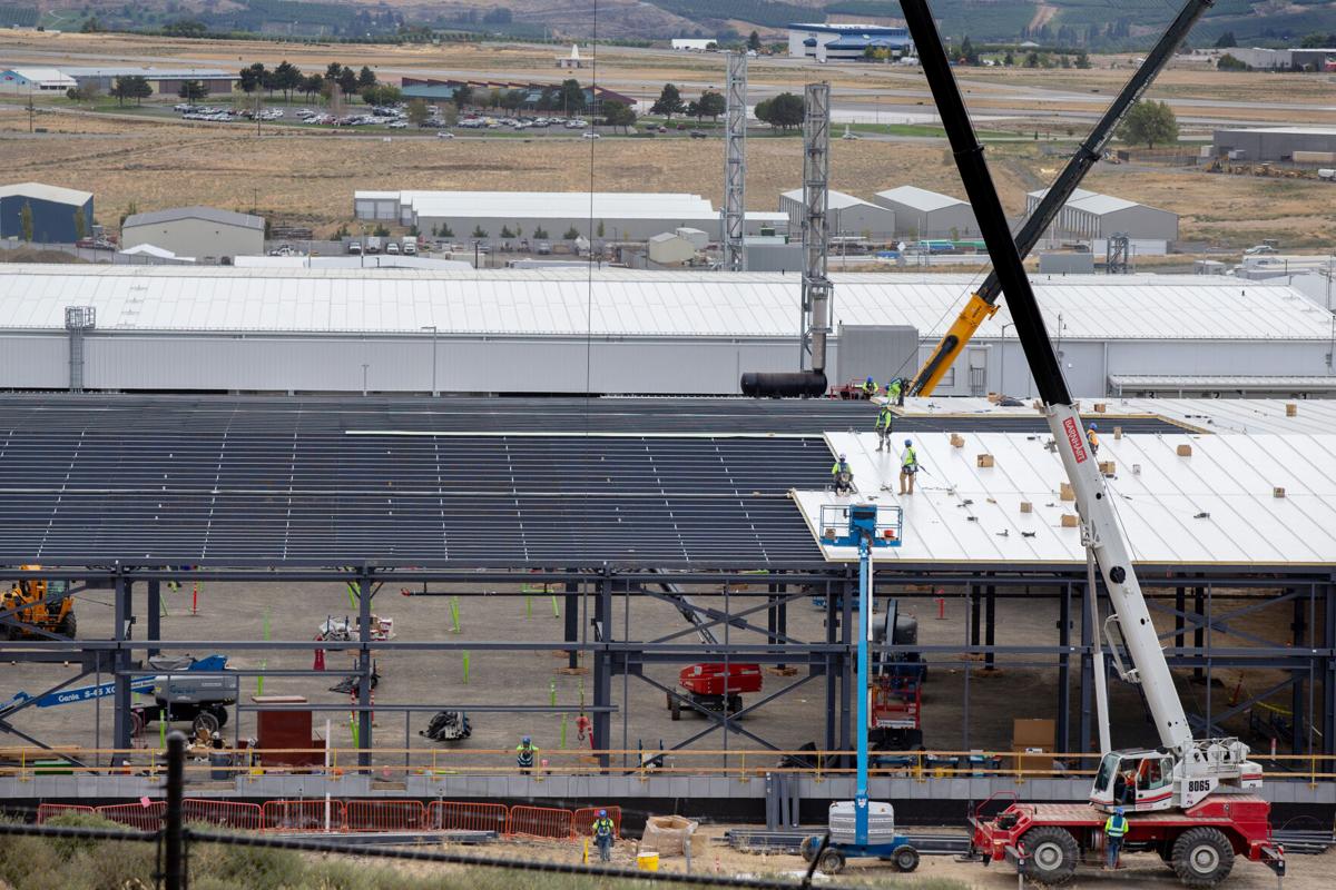 Photo: New building going up next to Microsoft data center | Local News ...