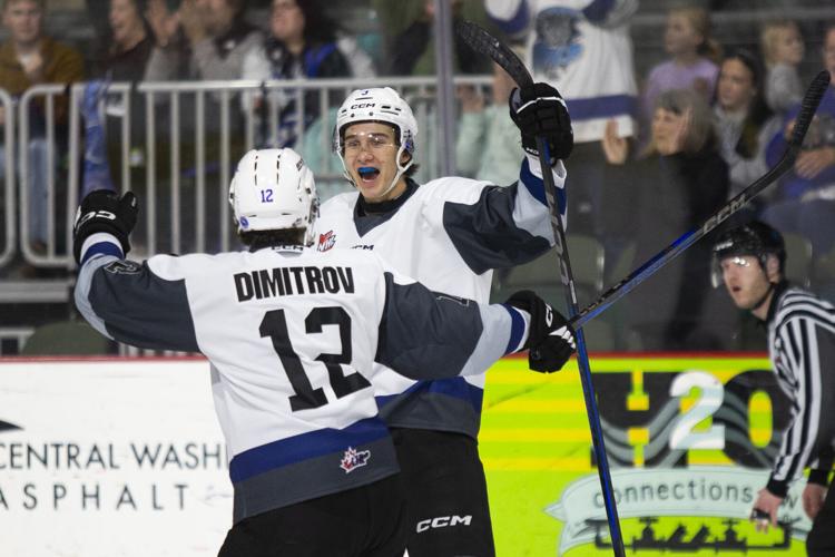 PHOTO GALLERY: Wenatchee Wild defeats Kelowna Rockets | Sports ...