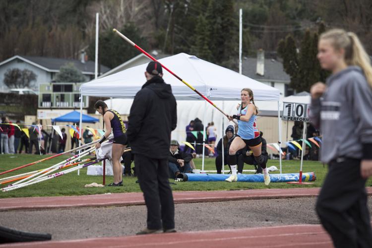 Photo Gallery: Wenatchee High hosts Ray Cockrum Relays ...