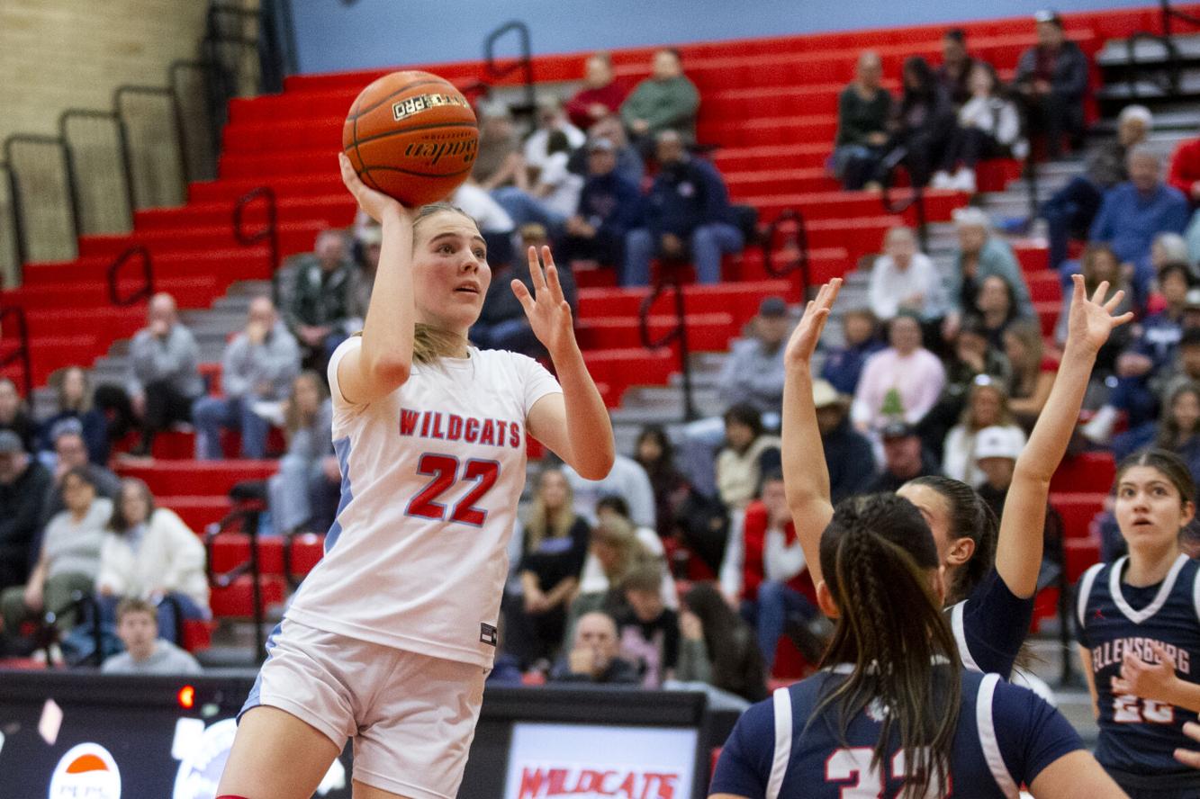 Friday High School Roundup | Eastmont basketball splits Moses Lake on ...