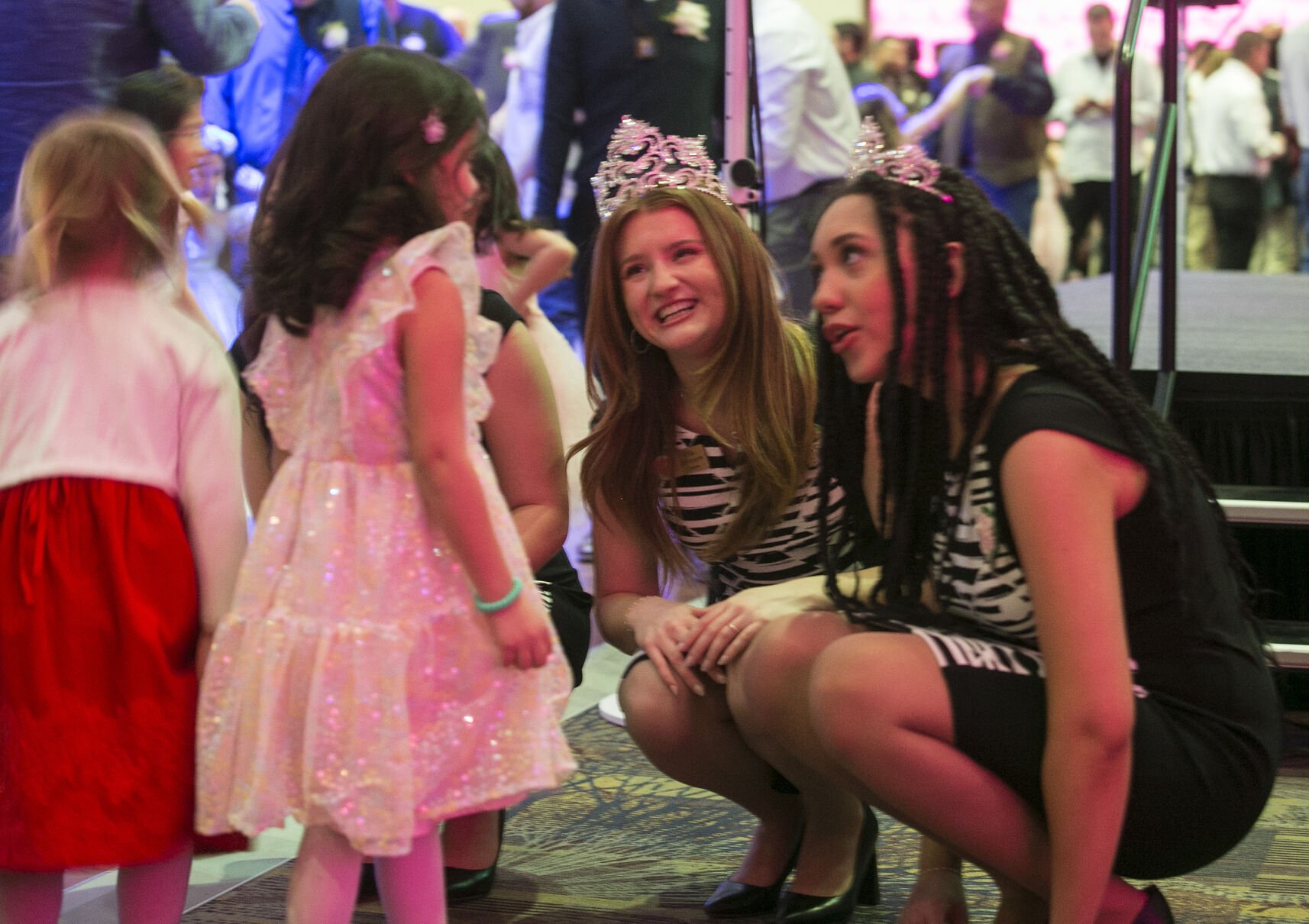 PHOTO GALLERY: Apple Blossom Daddy-Daughter Dance | | wenatcheeworld.com