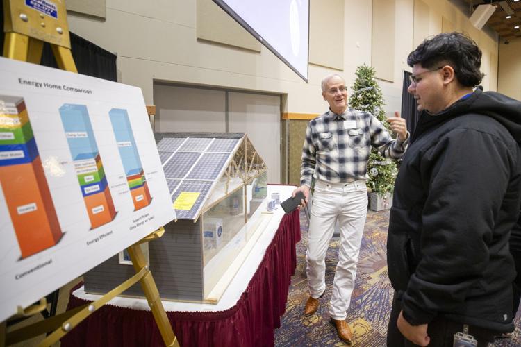 Photo Gallery: Clean Energy Expo | Local News | wenatcheeworld.com