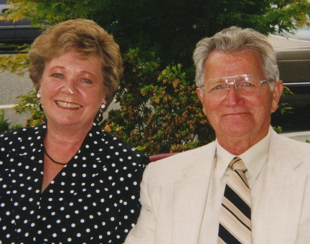 Echelbarger — 25th | Anniversaries | wenatcheeworld.com