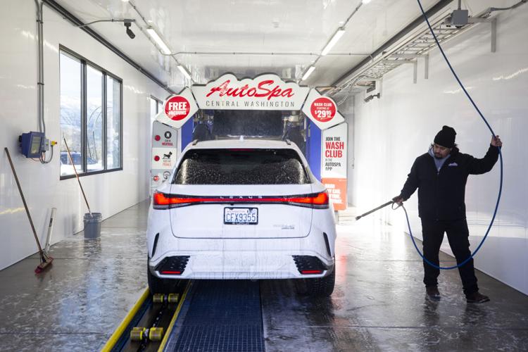 PHOTO GALLERY: AutoSpa Central Washington open for business | | wenatcheeworld.com